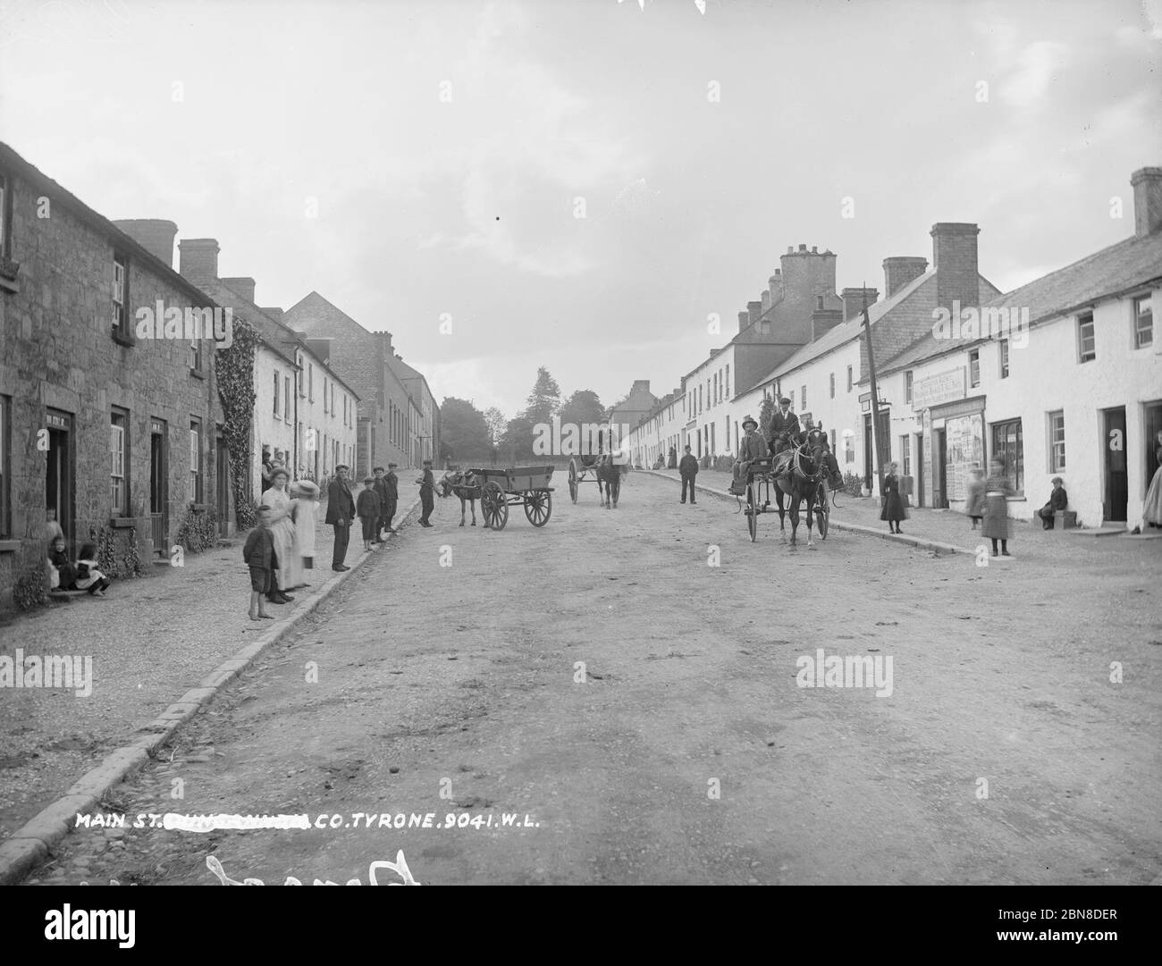 1940s street ireland hi-res stock photography and images - Alamy