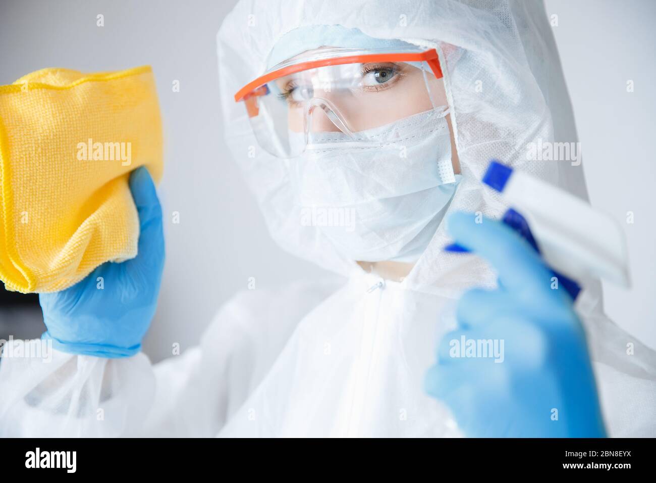 Close-up spray for disinfecting and cleaning surface of viruses and ...