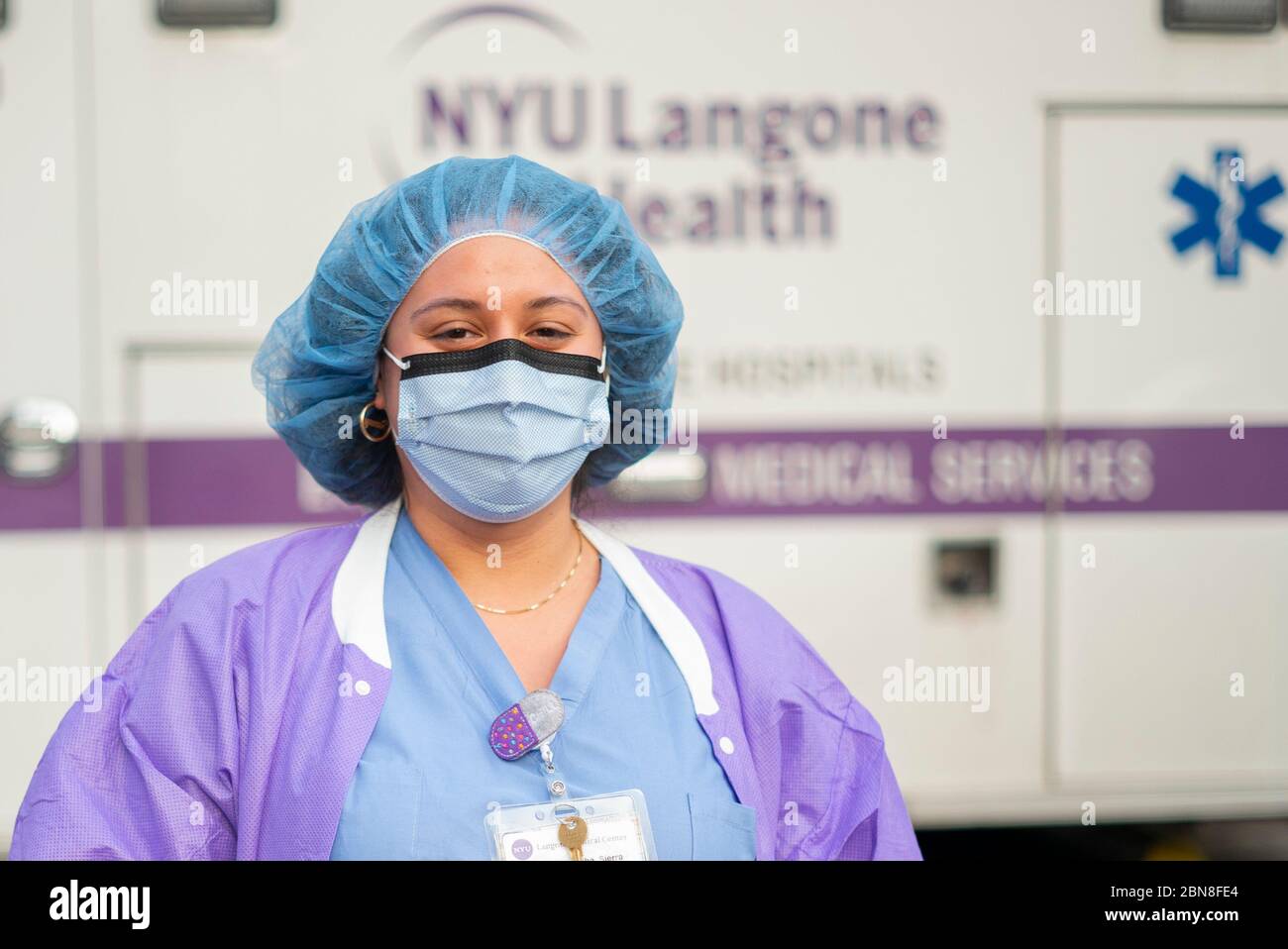 Caring police officers hi-res stock photography and images - Alamy