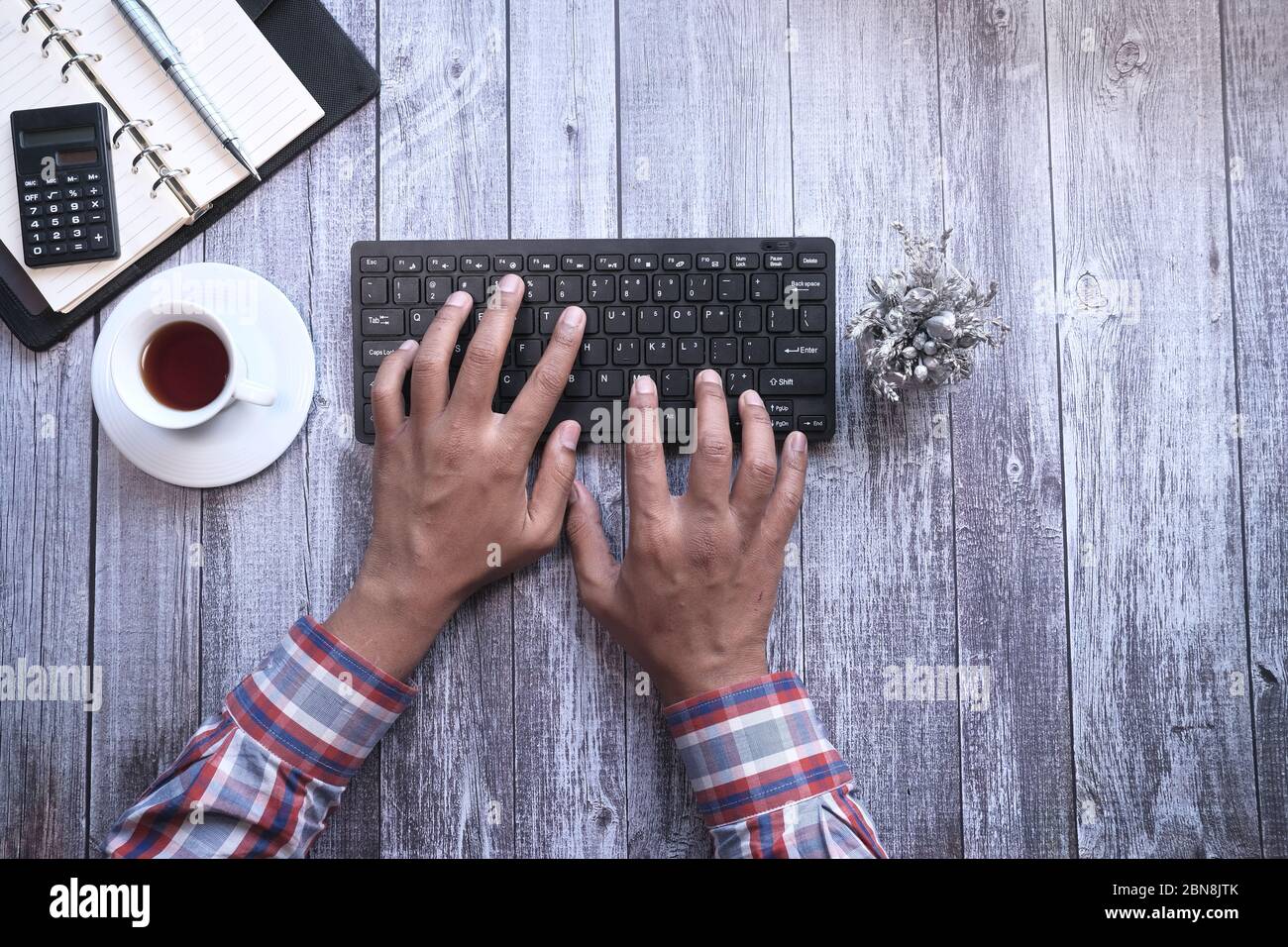 Student typing office hi-res stock photography and images - Alamy