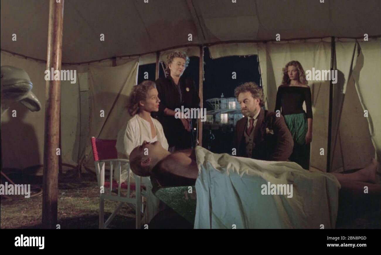 Drowning by numbers 1988 hi-res stock photography and images - Alamy