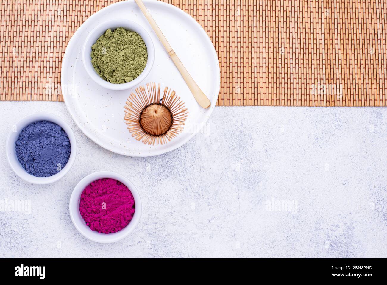 Blue and pink berries hi-res stock photography and images - Alamy