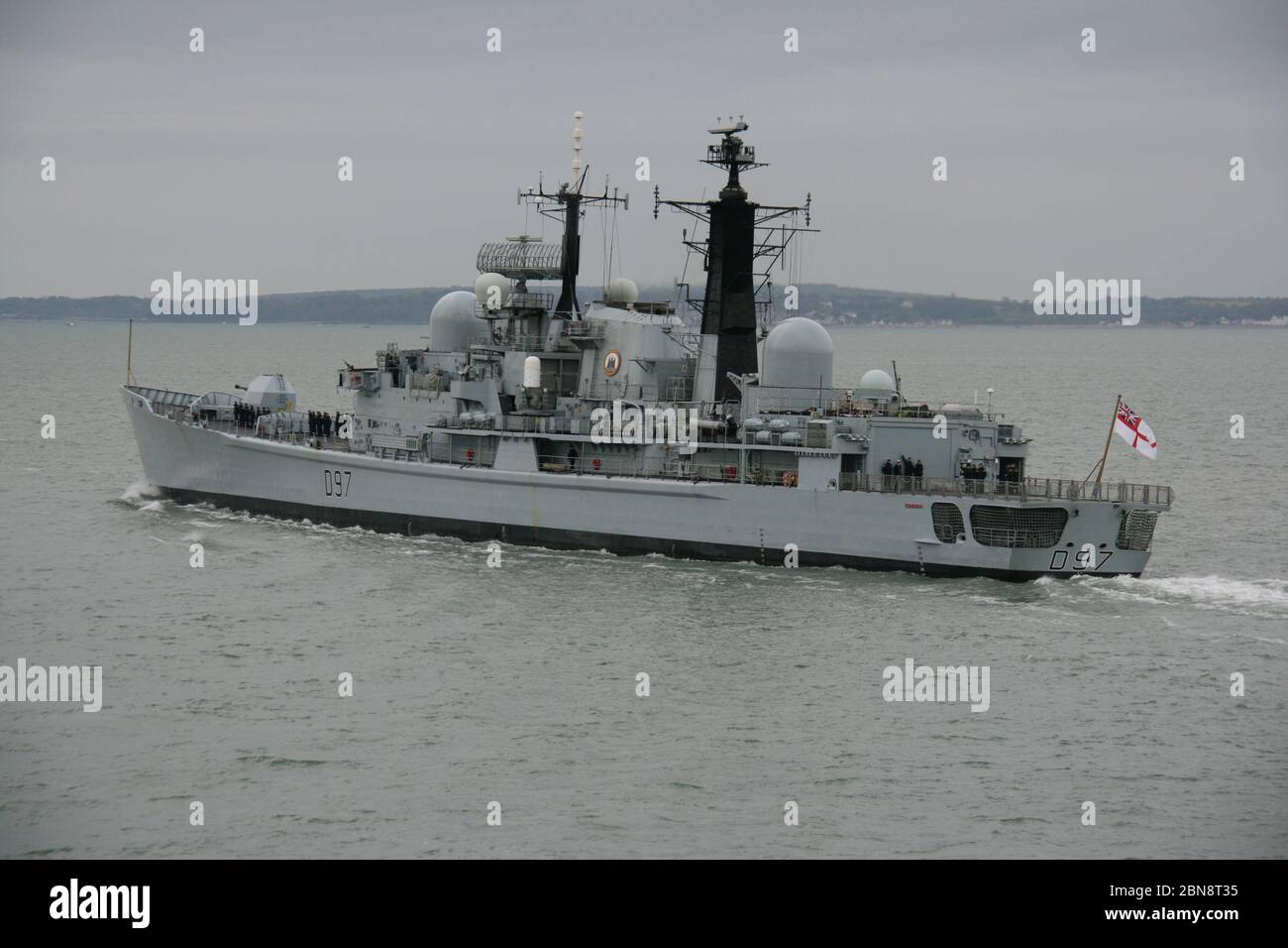 The Royal Navy Type 42 Batch 3 destroyer HMS EDINBURGH departs from ...
