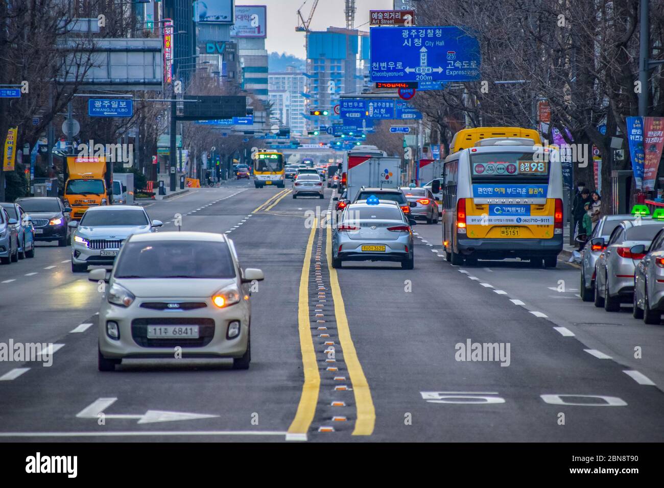 Gwangju street hi-res stock photography and images - Alamy