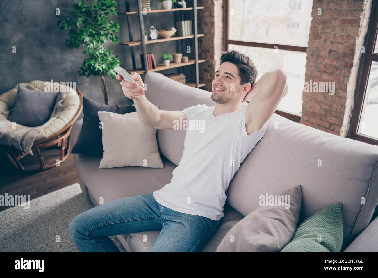 Split ac hi-res stock photography and images - Alamy