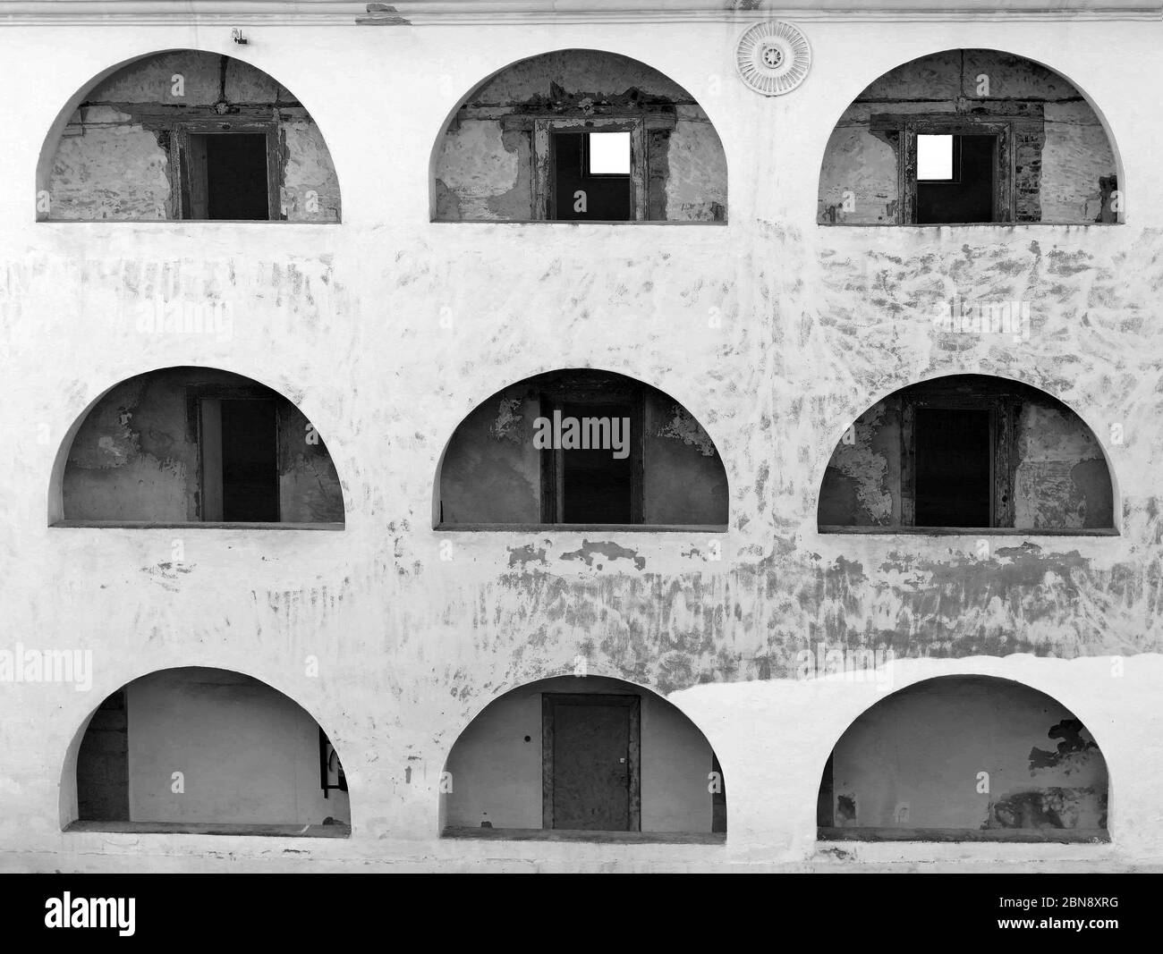 Largest medieval castles hi-res stock photography and images - Alamy