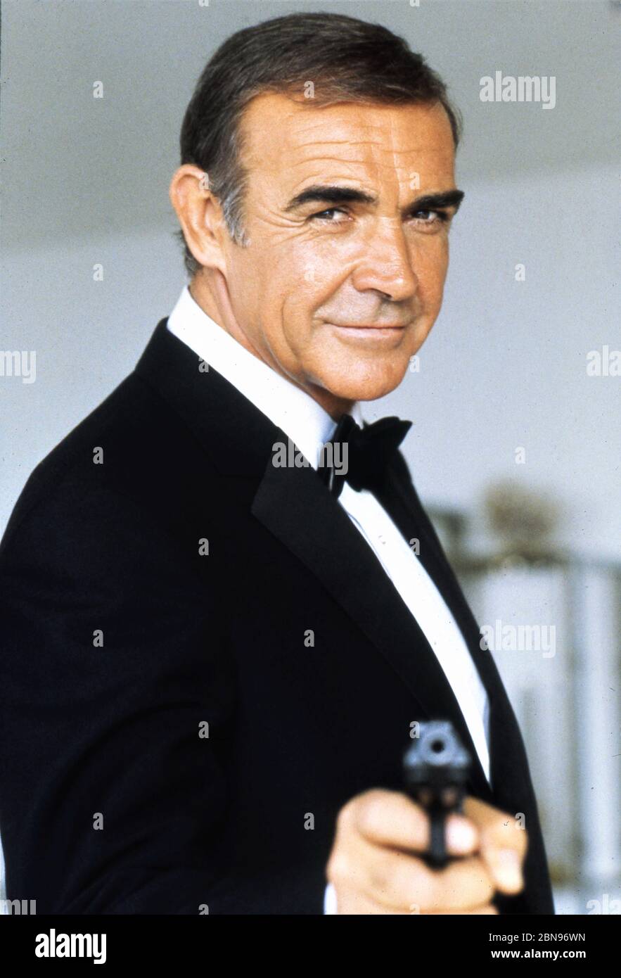 James bond sean connery portrait hi-res stock photography and images ...