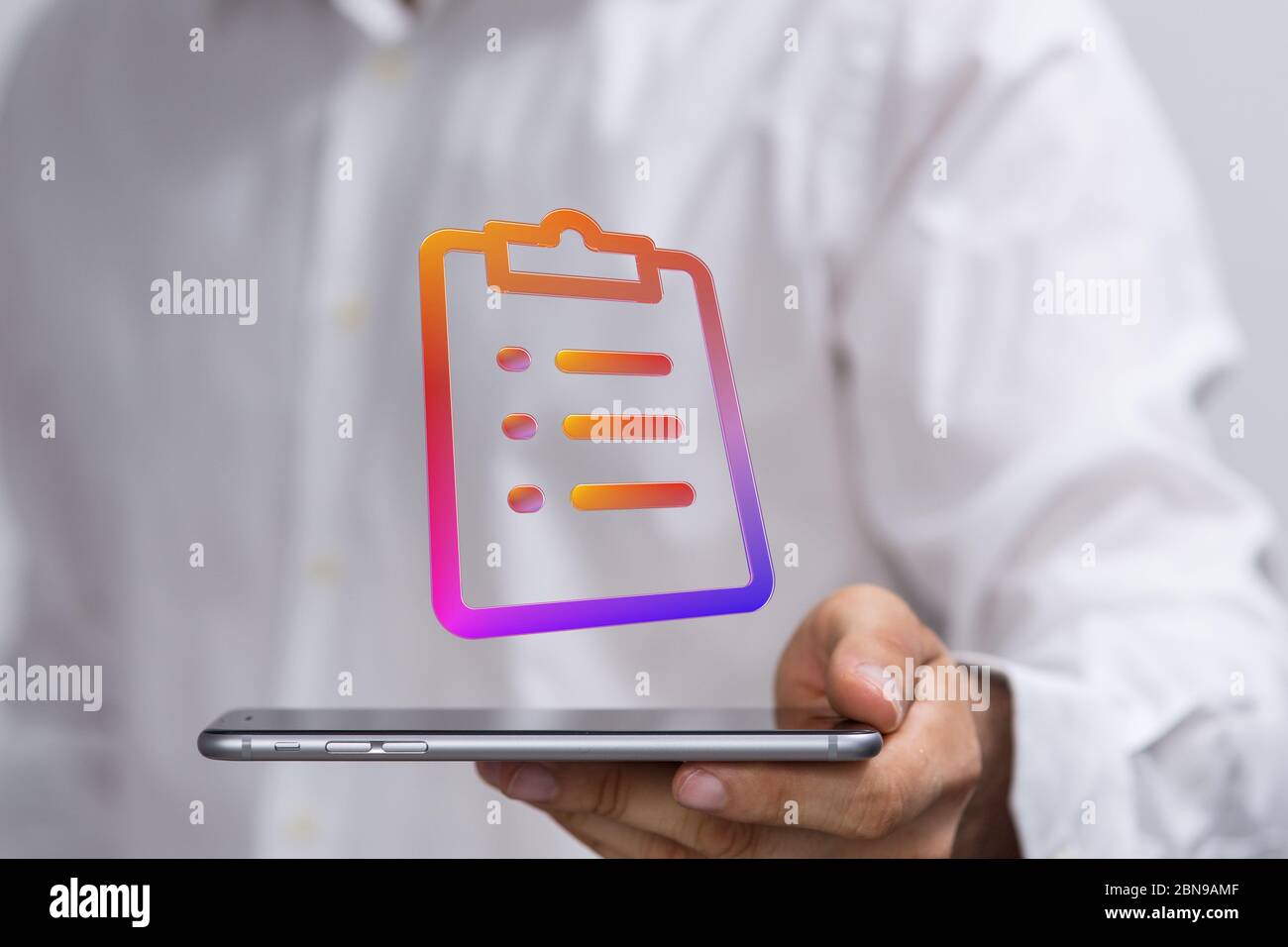 Checklist chart hi-res stock photography and images - Alamy