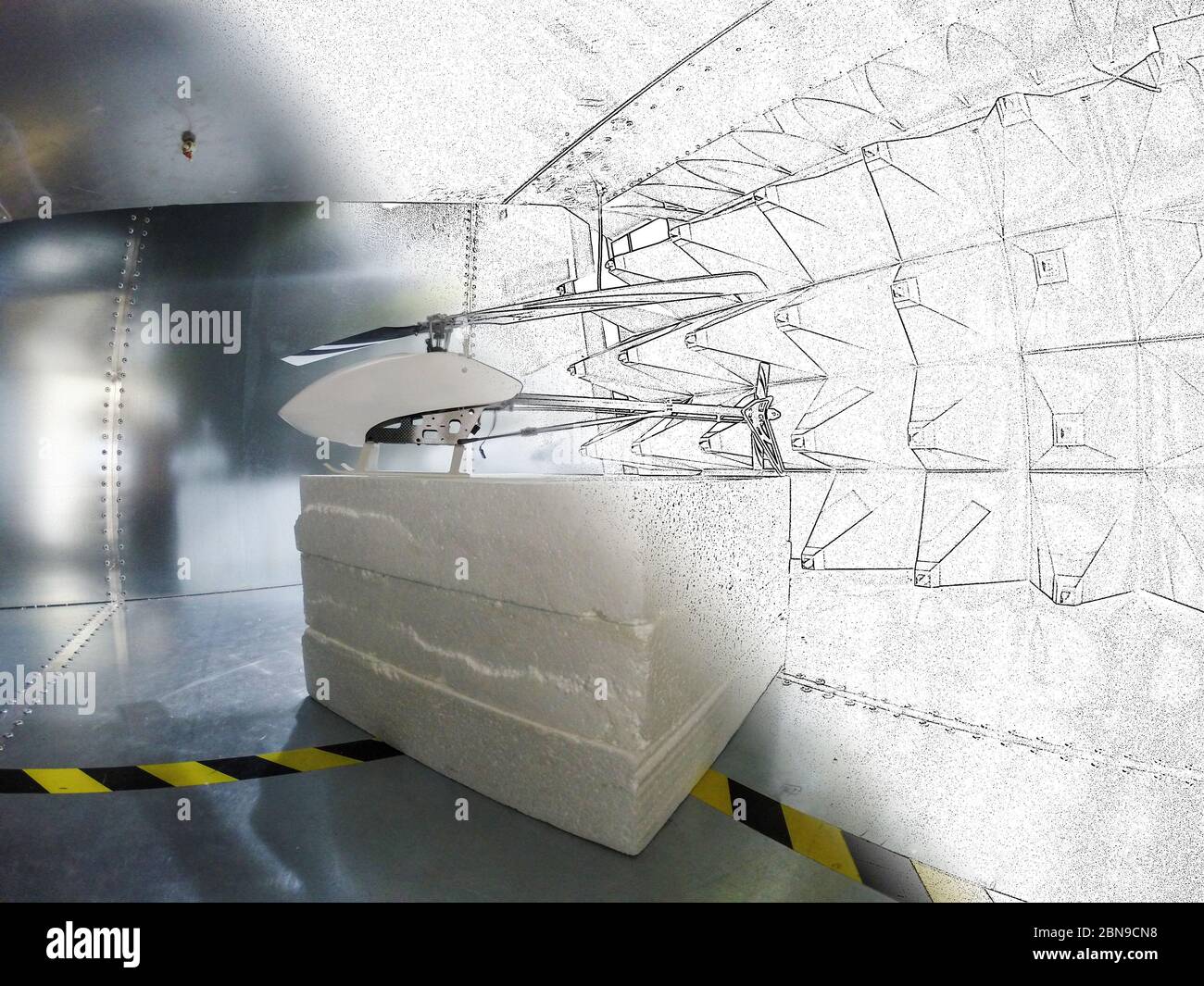 Emc chamber hi-res stock photography and images - Alamy