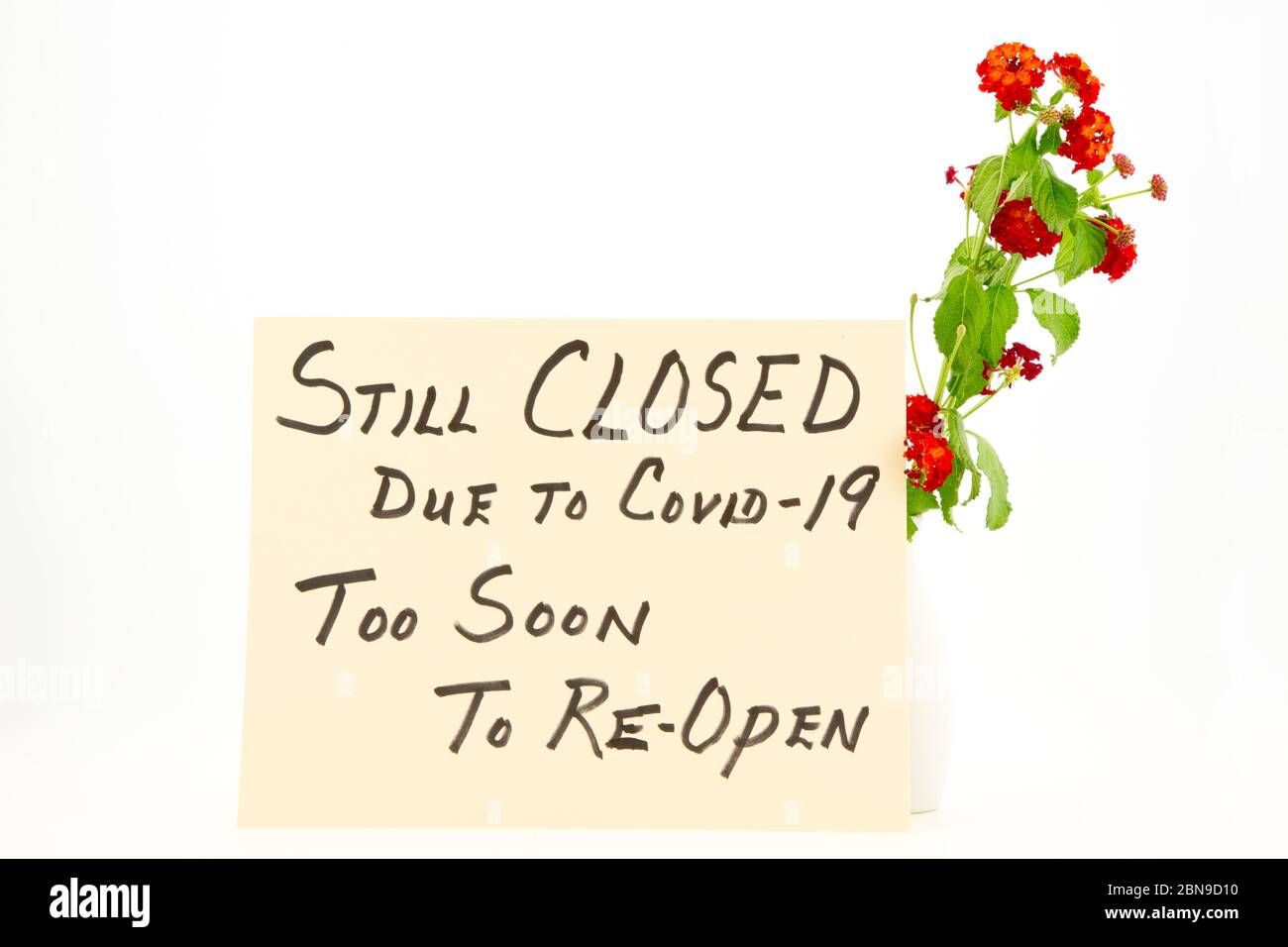 Handwritten closed business sign hi-res stock photography and images ...