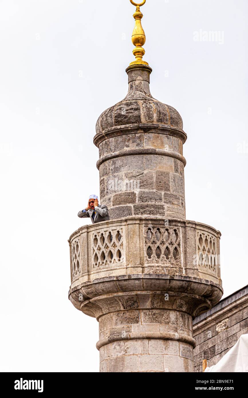 Muezzin singing from the minarett of Topkapi, Fatih, Istanbul, Turkey ...