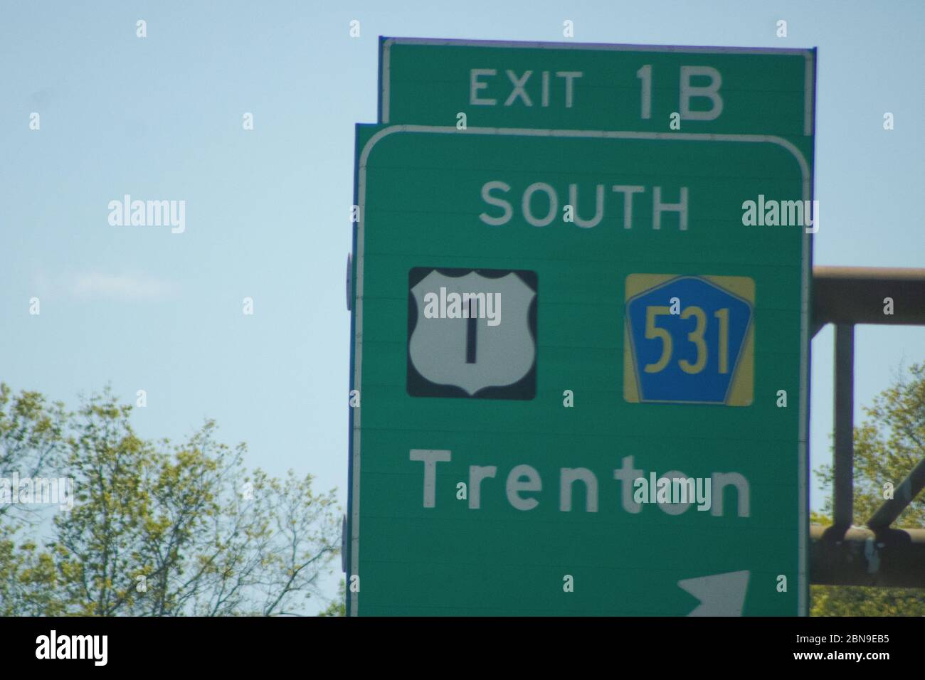 Exit 1B going toward Trenton on interstate 287 Stock Photo - Alamy