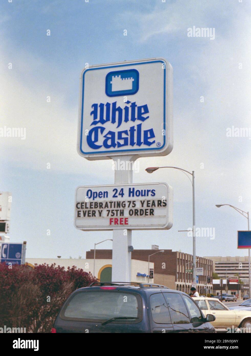 White castle restaurant chicago hi-res stock photography and images - Alamy