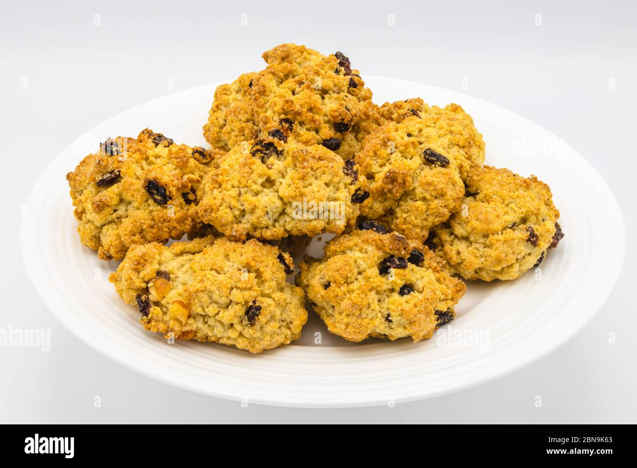 Light golden brown cake hi-res stock photography and images - Alamy