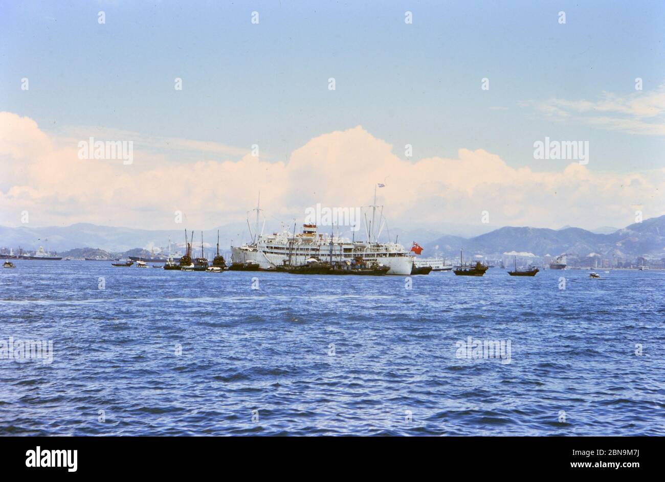 1973 hong kong harbor hi-res stock photography and images - Alamy