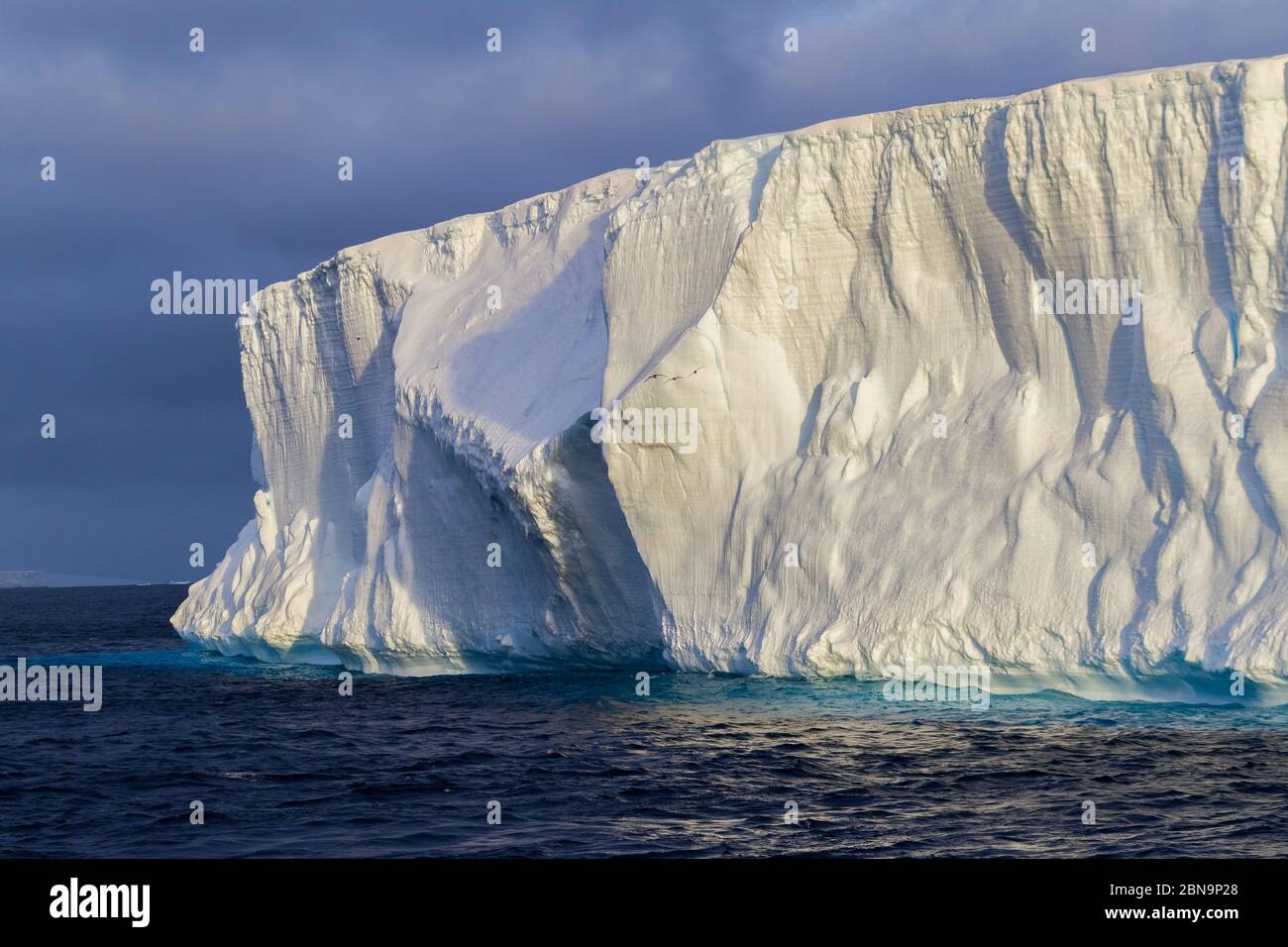 Table icebergs hi-res stock photography and images - Alamy