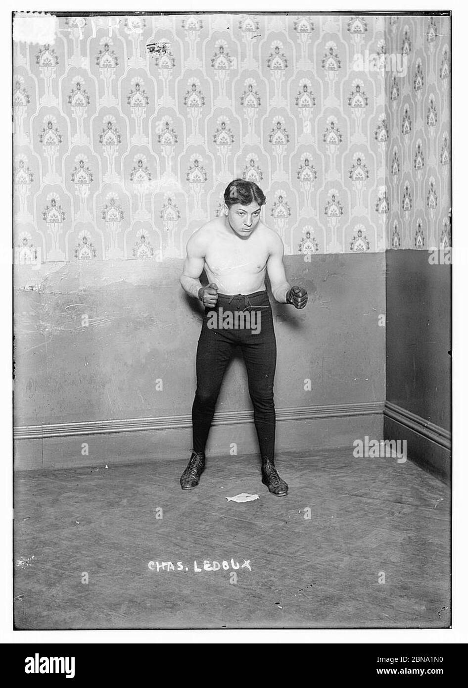 Background film french Black and White Stock Photos & Images - Alamy