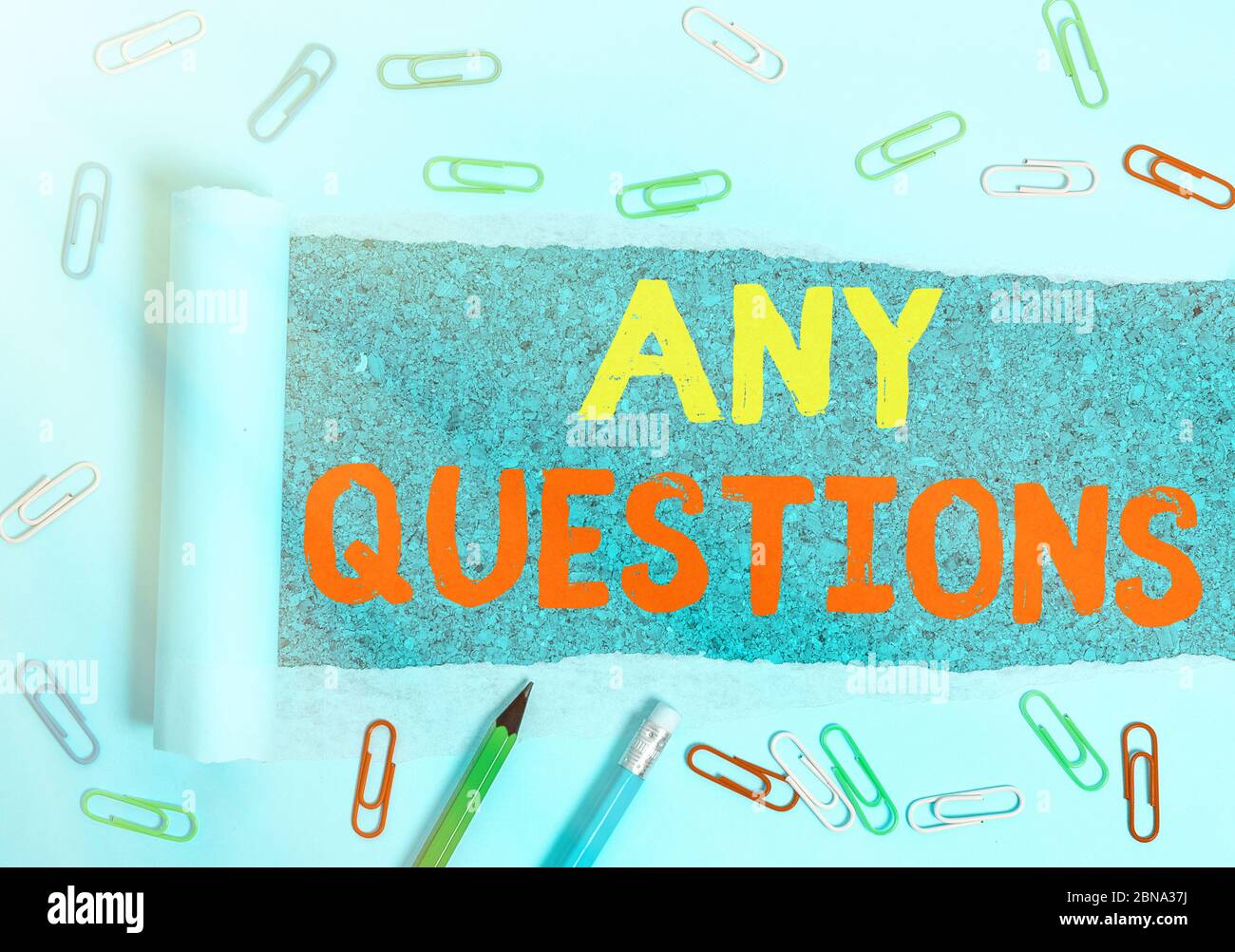 Clueless word hi-res stock photography and images - Alamy