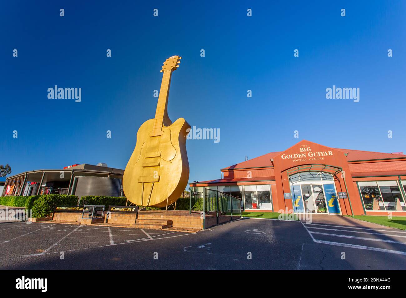 Golden guitar hi-res stock photography and images - Alamy