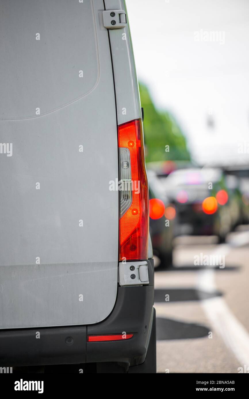 Commercial efficient eco-friendly transportation compact mini van for ...