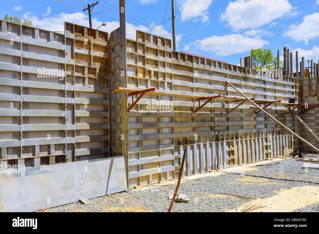 Formwork of the foundations of building under construction using ...