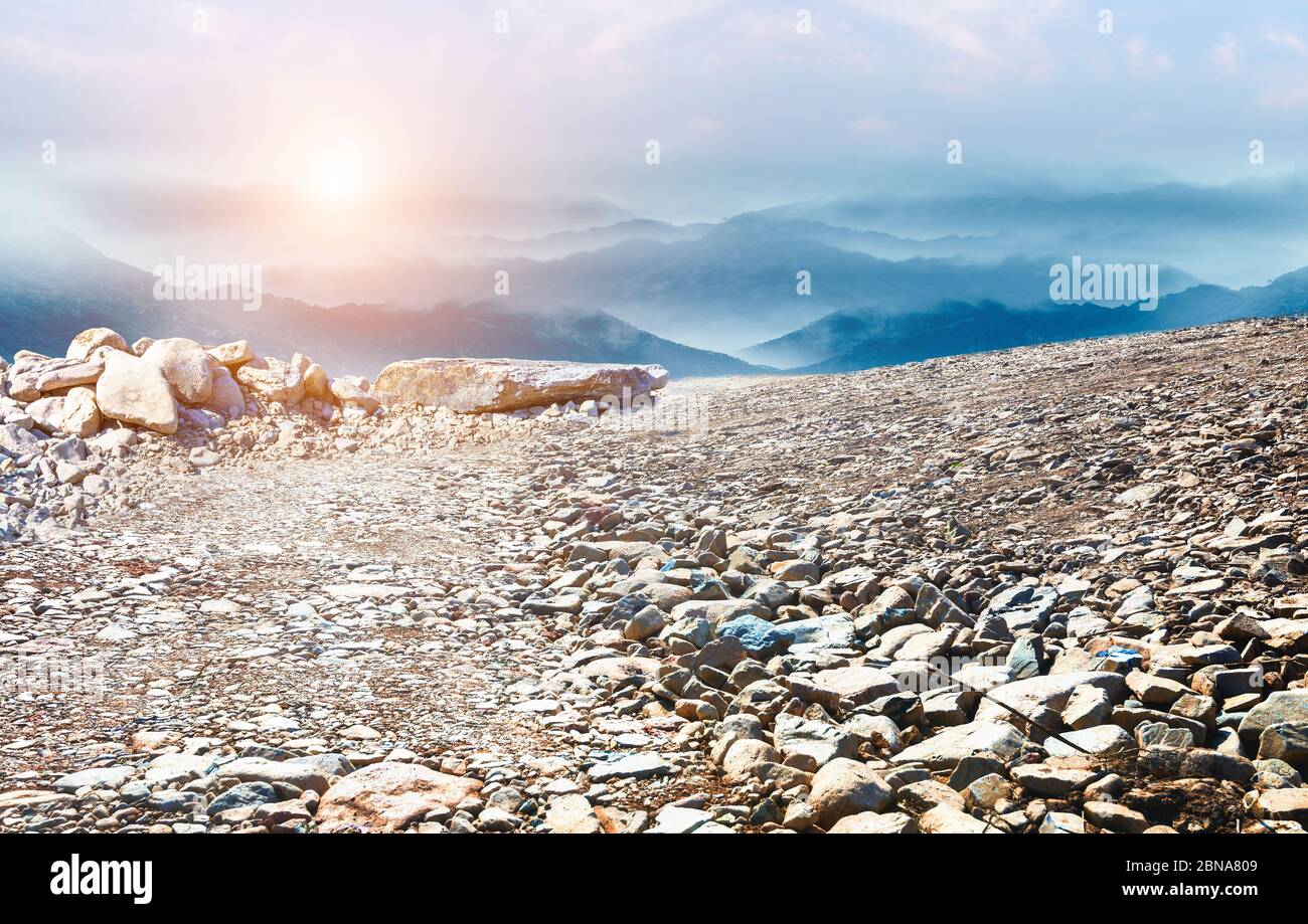 Rolling mountains hi-res stock photography and images - Alamy