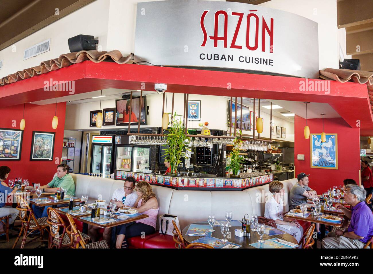 Sazon cuban cuisine hi-res stock photography and images - Alamy
