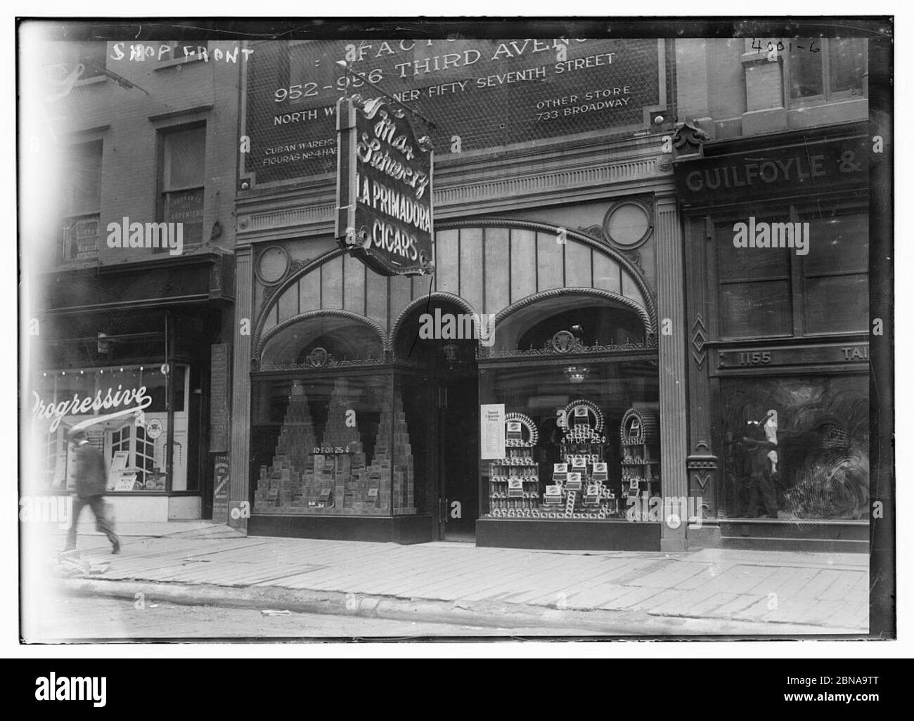 Old world shop Cut Out Stock Images & Pictures - Alamy