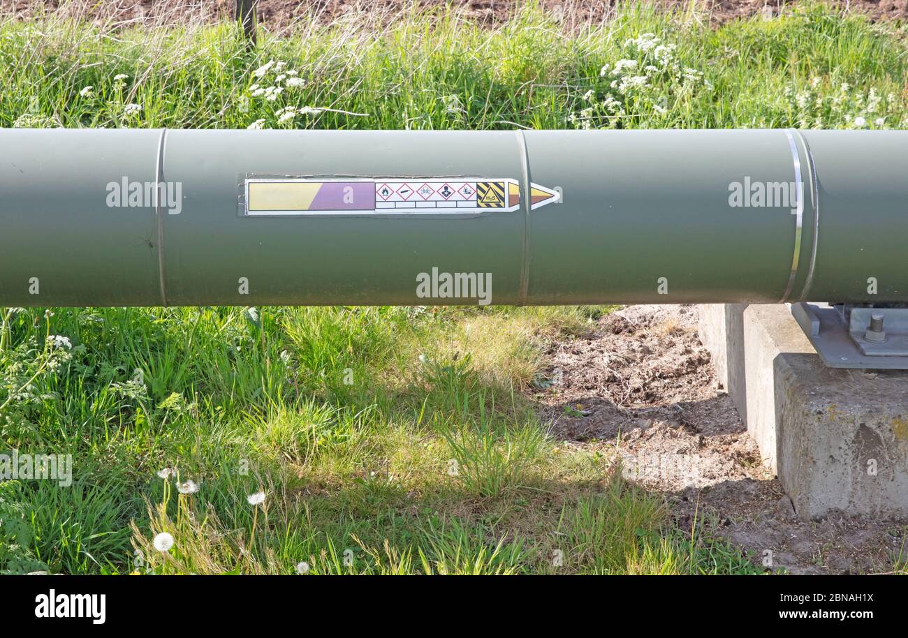 Oil pipeline new mexico hi-res stock photography and images - Alamy