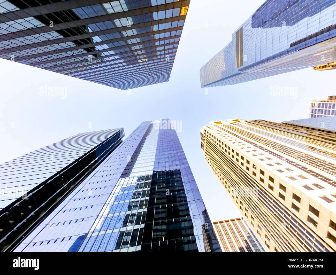 Upward view of chicago skyscrapers and tall office buildings ...