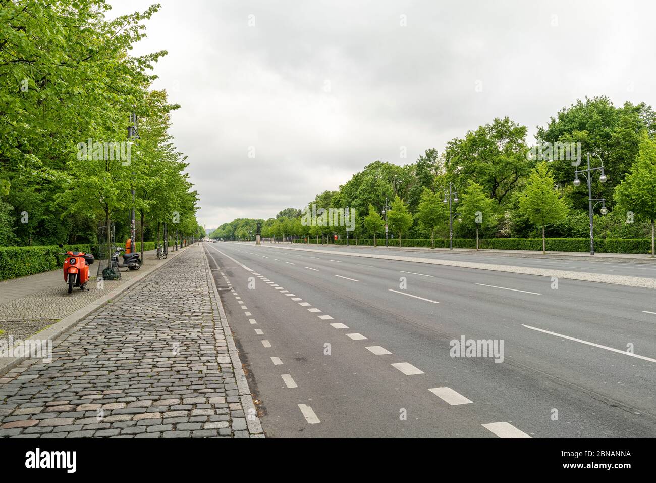 17th june street hi-res stock photography and images - Alamy