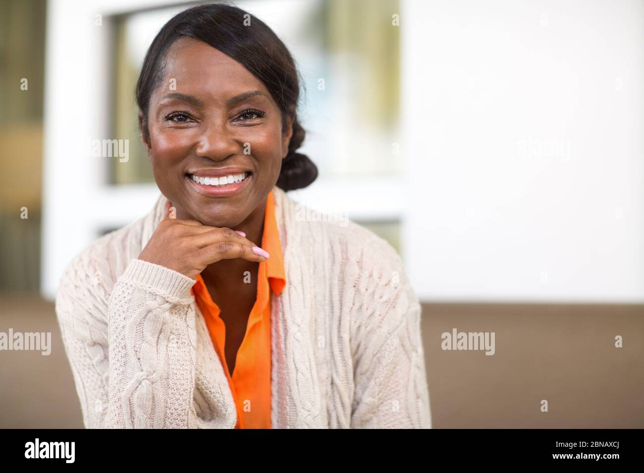 Female portrait 50's ethnic hi-res stock photography and images - Alamy