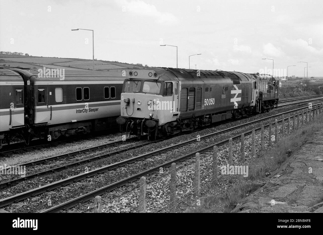 Class 50 diesel locomotive No. 50050 "Fearless" and class 08 diesel ...