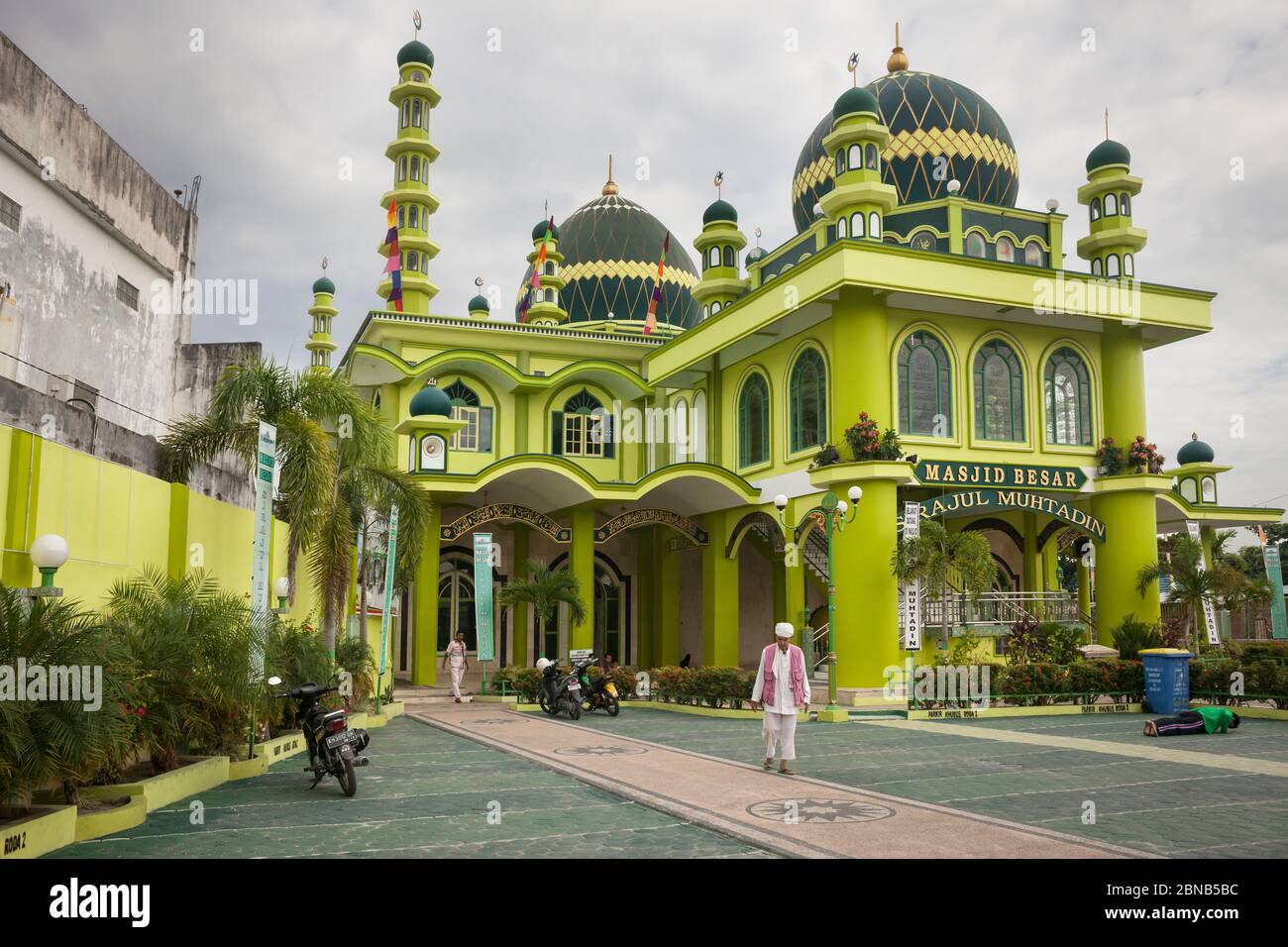 Green Mosque Wallpaper