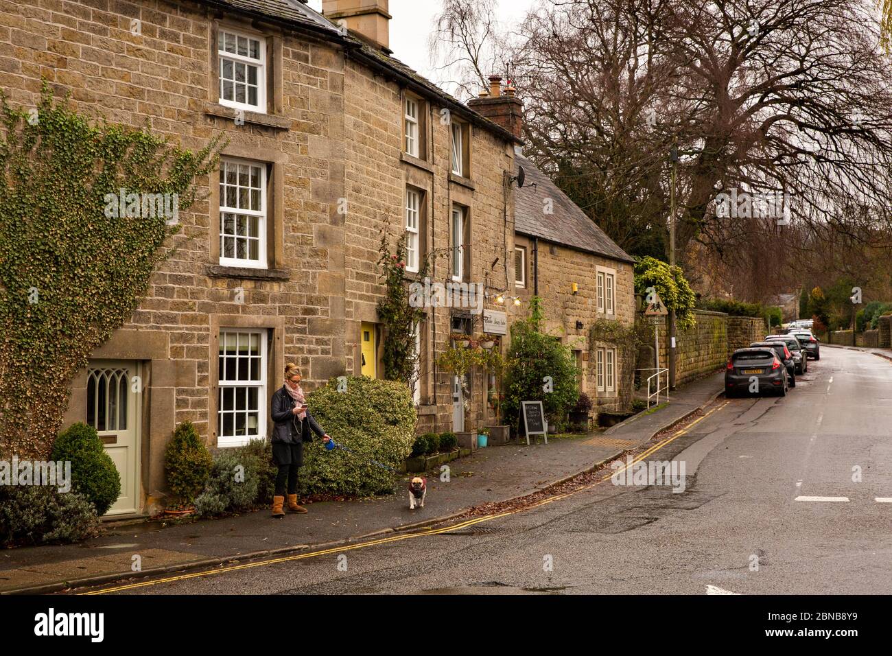 Old school cottage hi-res stock photography and images - Alamy