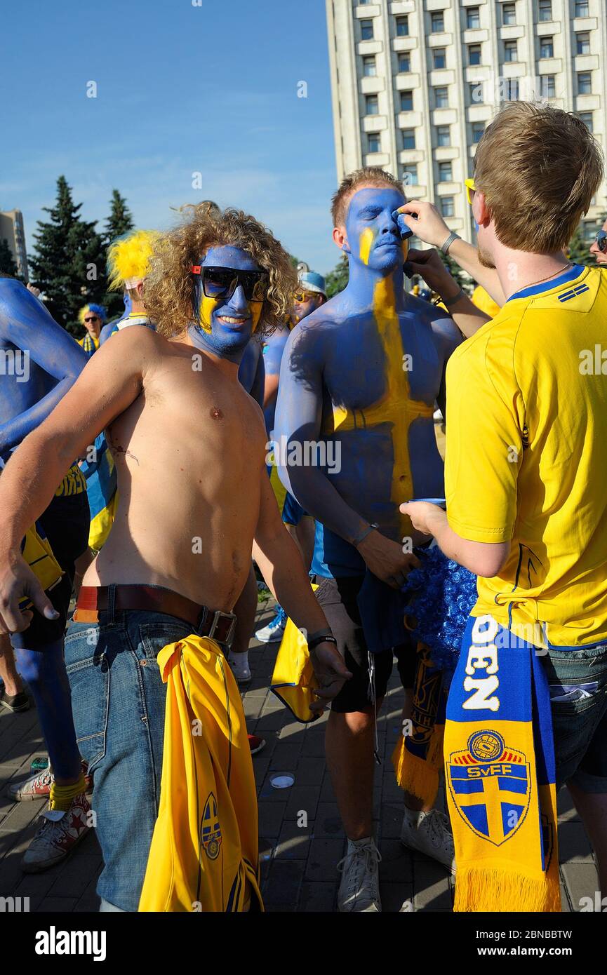 Football fans emotions hi-res stock photography and images - Alamy