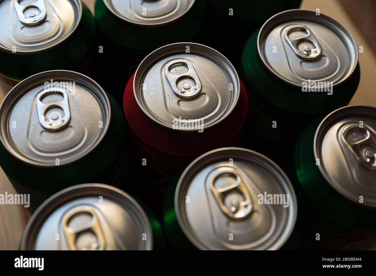 Soda cans hi-res stock photography and images - Alamy