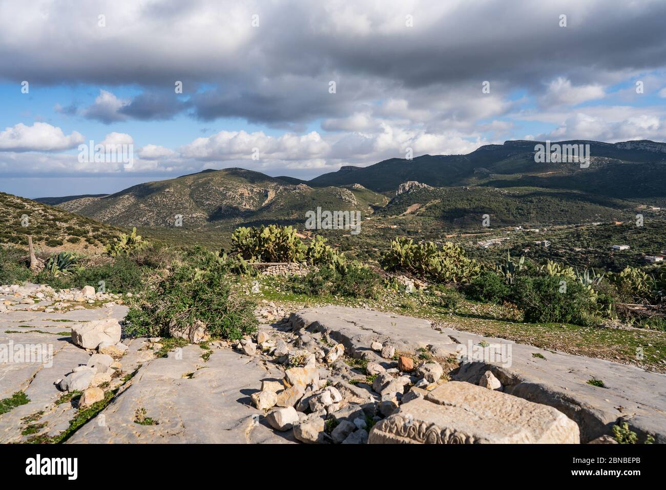 Tunisia mountains hi-res stock photography and images - Alamy