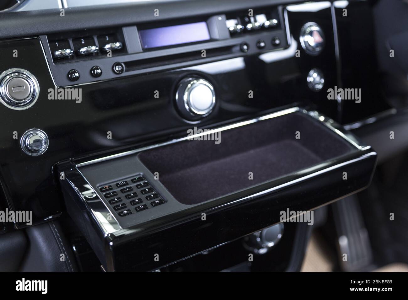 Car Radio Dashboard High Resolution Stock Photography and Images - Alamy