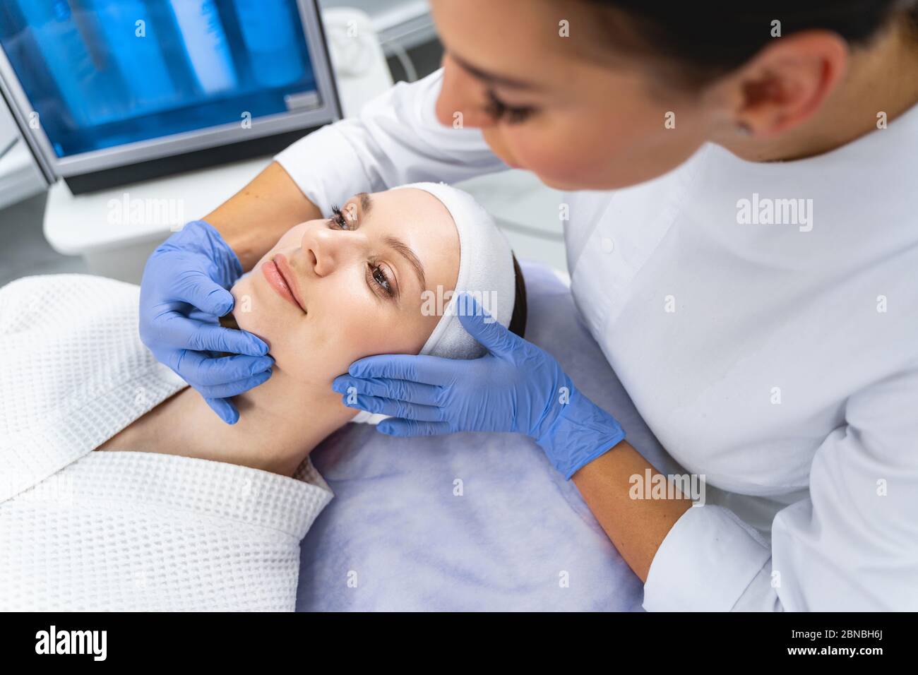 Lady bending over hi-res stock photography and images - Alamy