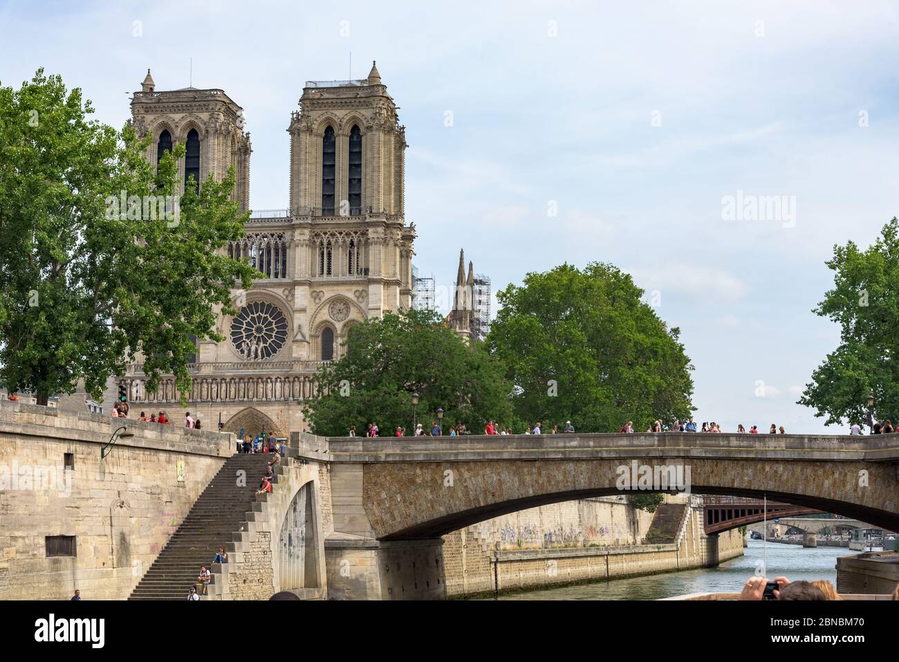 Paris, France. View of the Notre Dame Cathedral and the Pont Cardinal ...