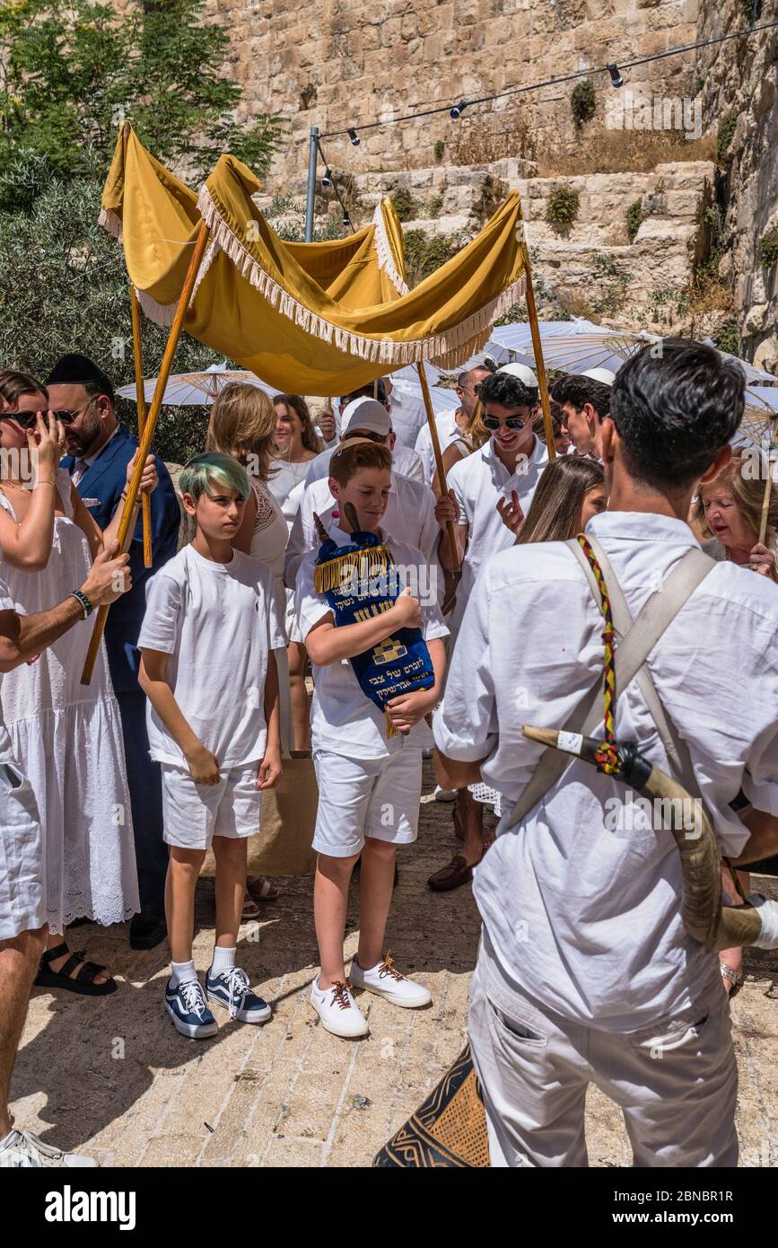 Jewish rite of passage hi-res stock photography and images - Alamy