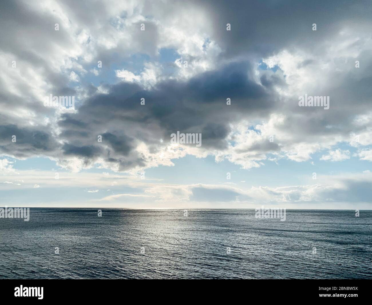 beautiful landscape of the sea horizon and sky with clouds Stock Photo ...