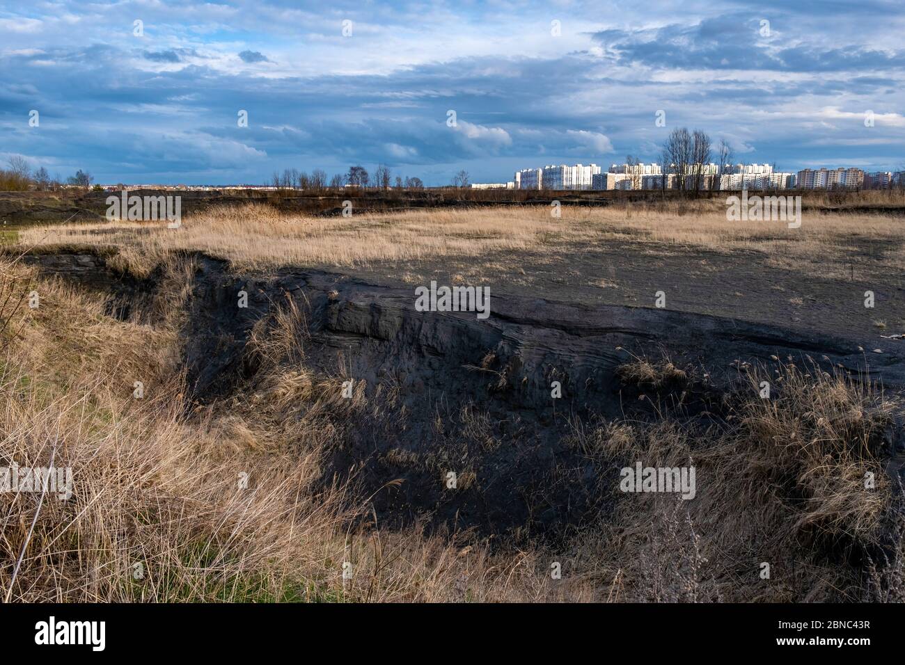 Deep ravine hi-res stock photography and images - Alamy