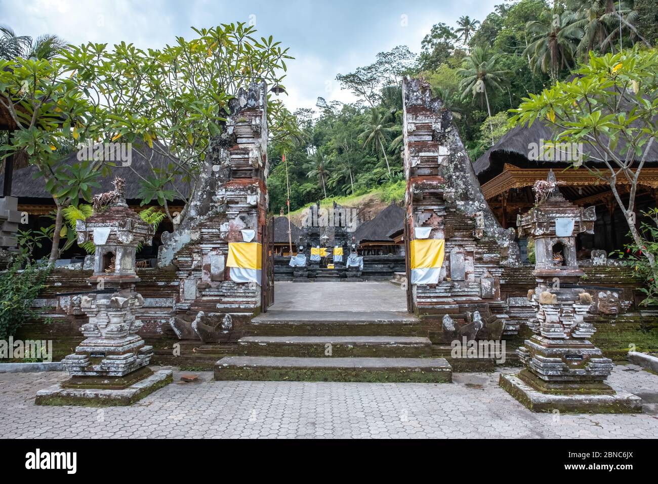 Name of this temple " Gunung Kawi Sebatu " the temple is in Ubud ...