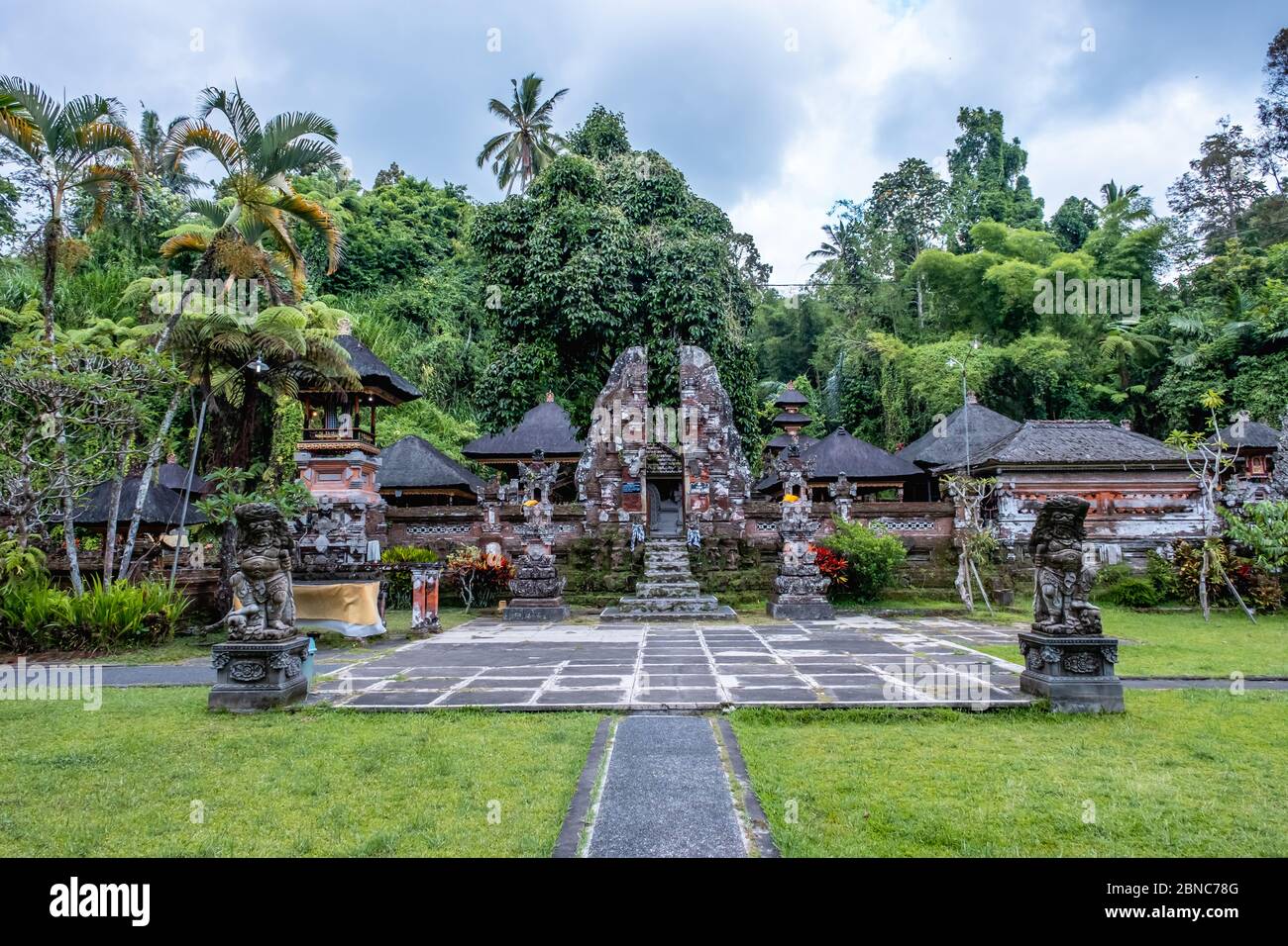 Name of this temple " Gunung Kawi Sebatu " the temple is in Ubud ...
