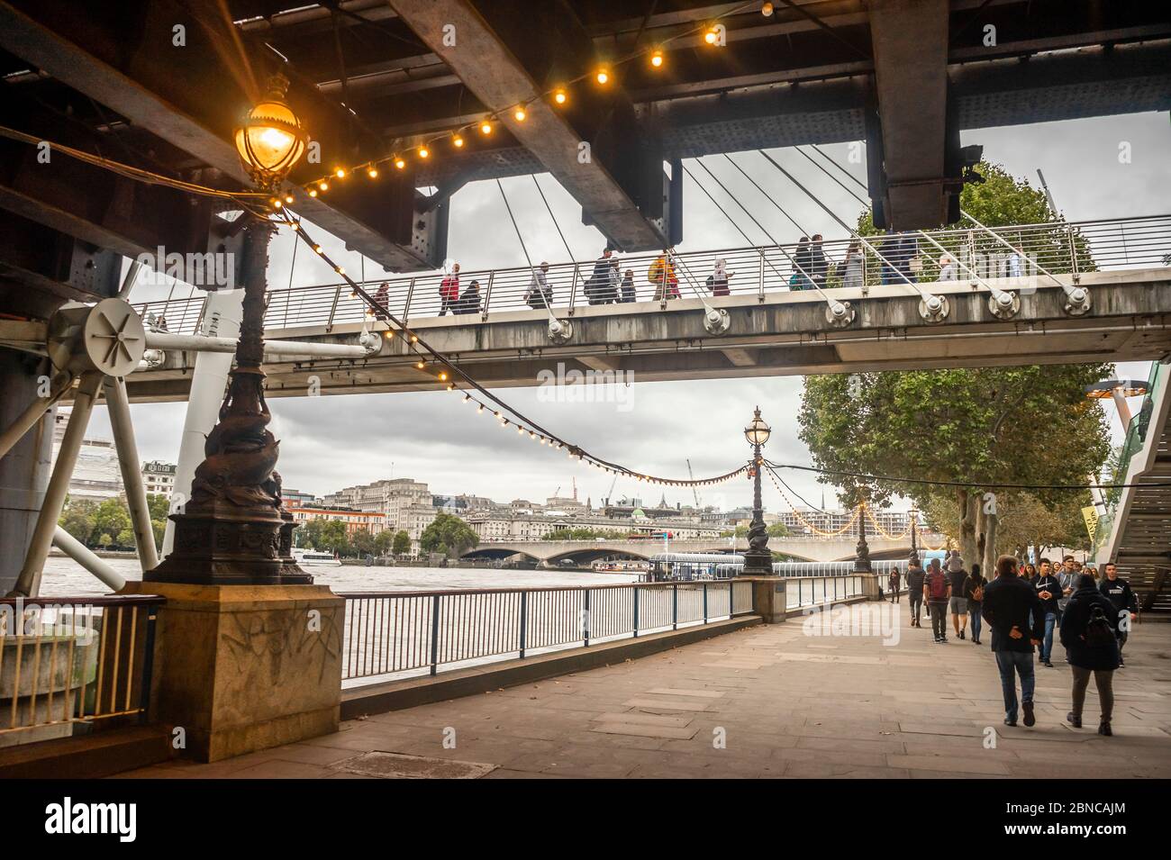 Human bridge hi-res stock photography and images - Alamy
