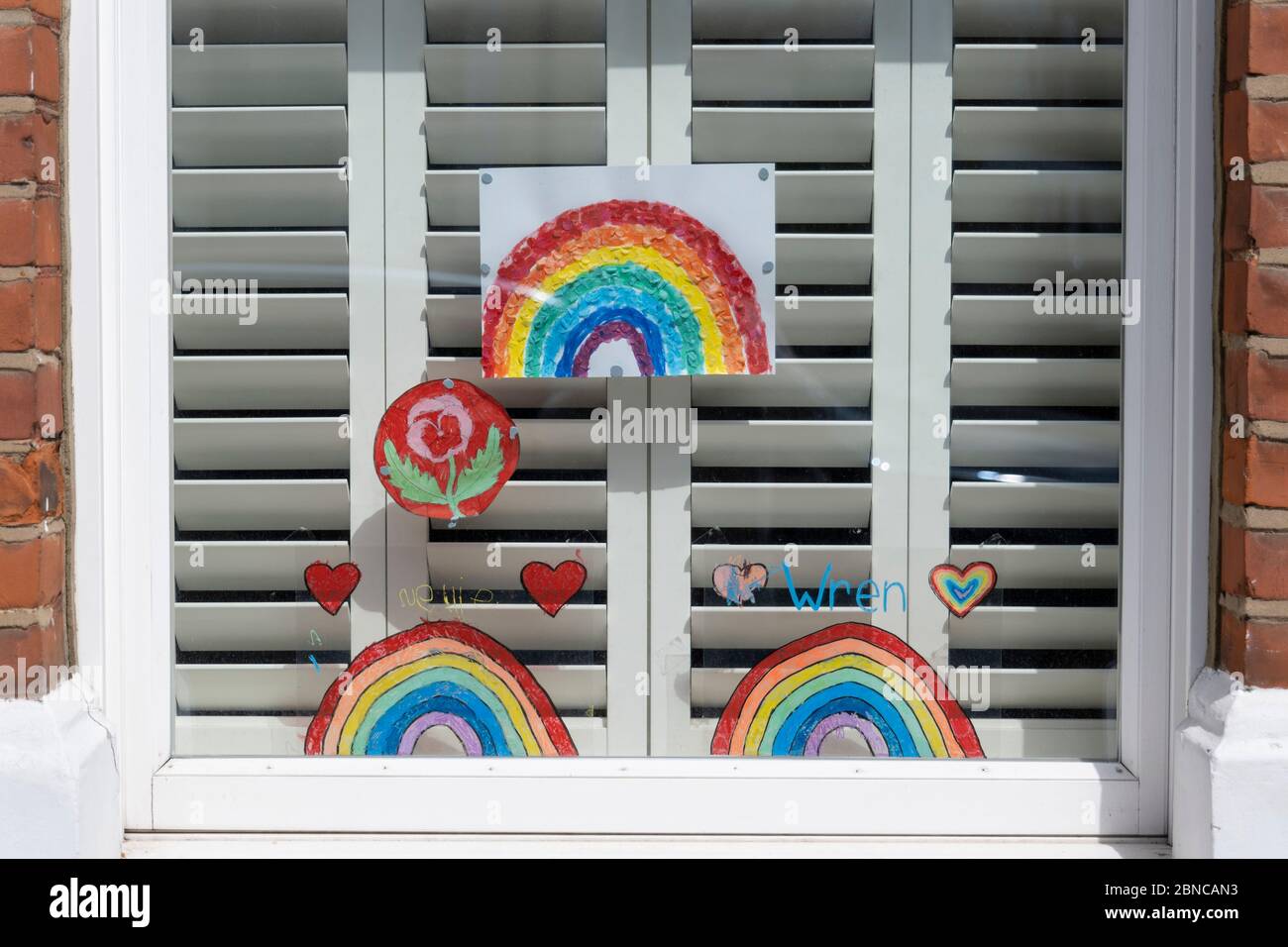 Pictures of rainbow in window 2020 hi-res stock photography and images ...