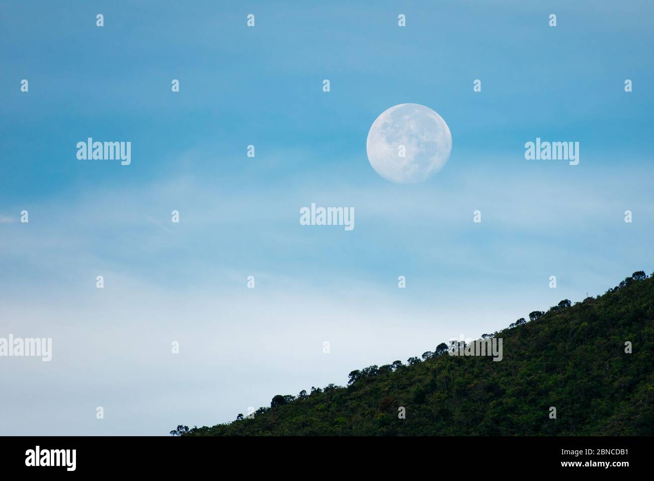 Full moon in the morning hi-res stock photography and images - Alamy