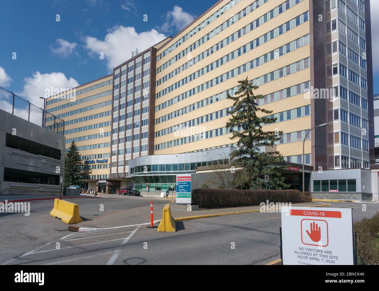 Calgary foothills hi-res stock photography and images - Alamy